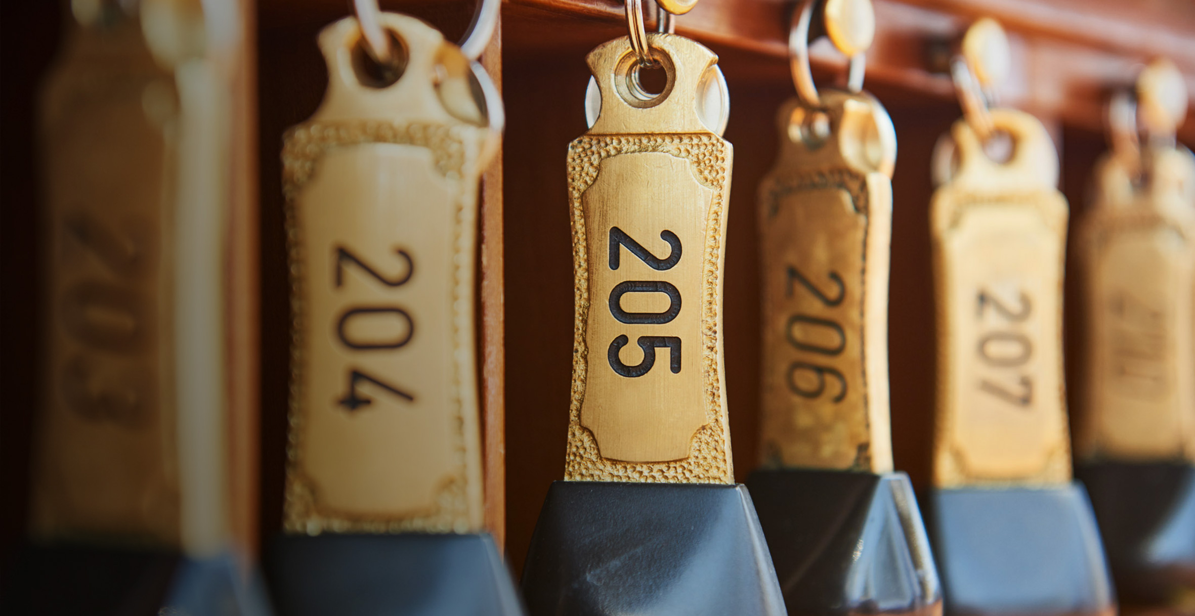 Hotel Nanny Babysitting Services 5* Hotels | Nanny Portugal